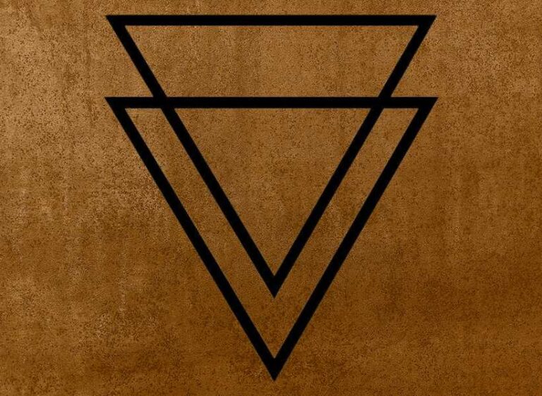 Upside Down Triangle Tattoo Meaning: Explain Triangle Tattoo